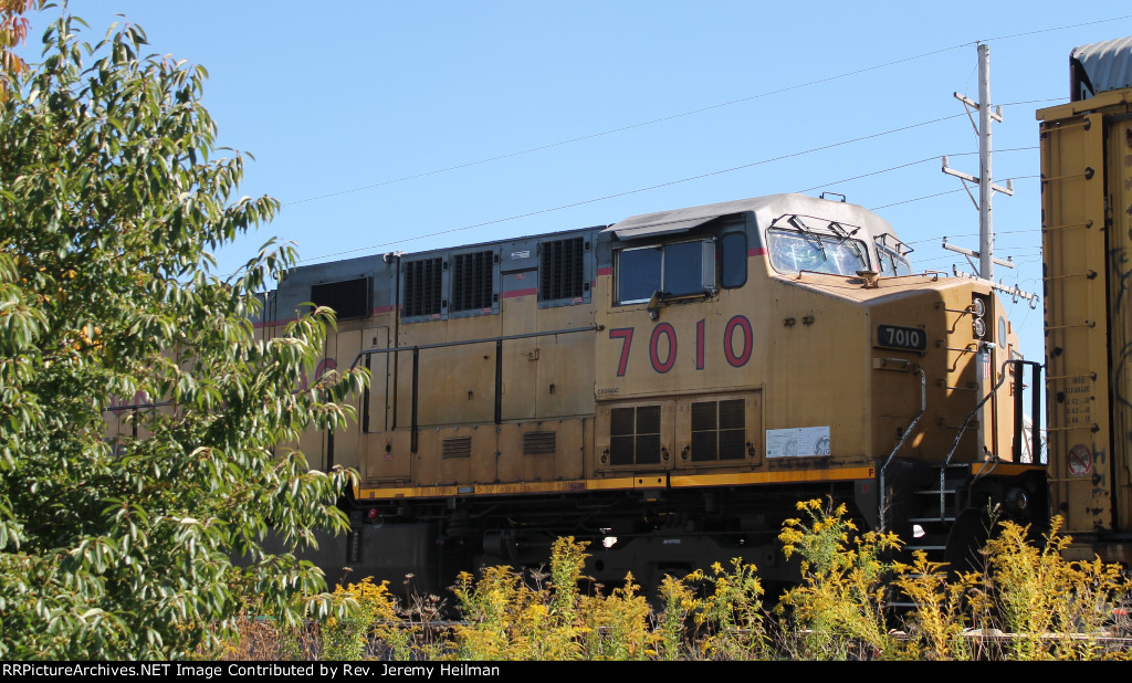 UP 7010 (2)